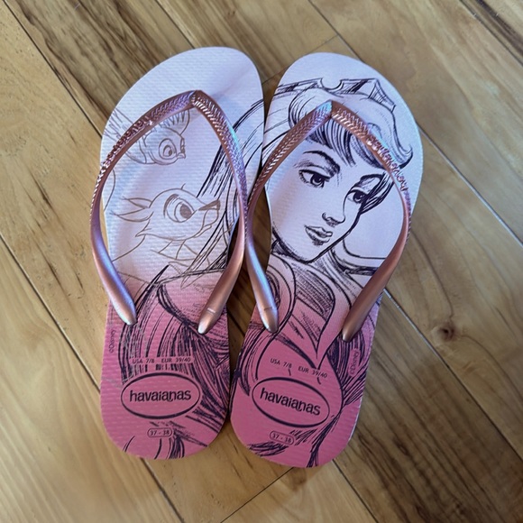 Havaianas | Shoes | Havaianas Special Edition Disney Cinderella Sz 78 ...